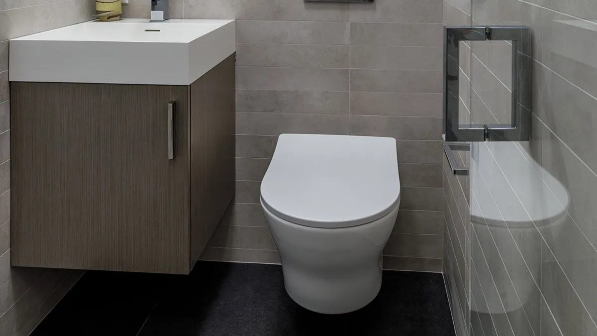 10 Small Bathroom Design Ideas On Budget | Bottomline Studio