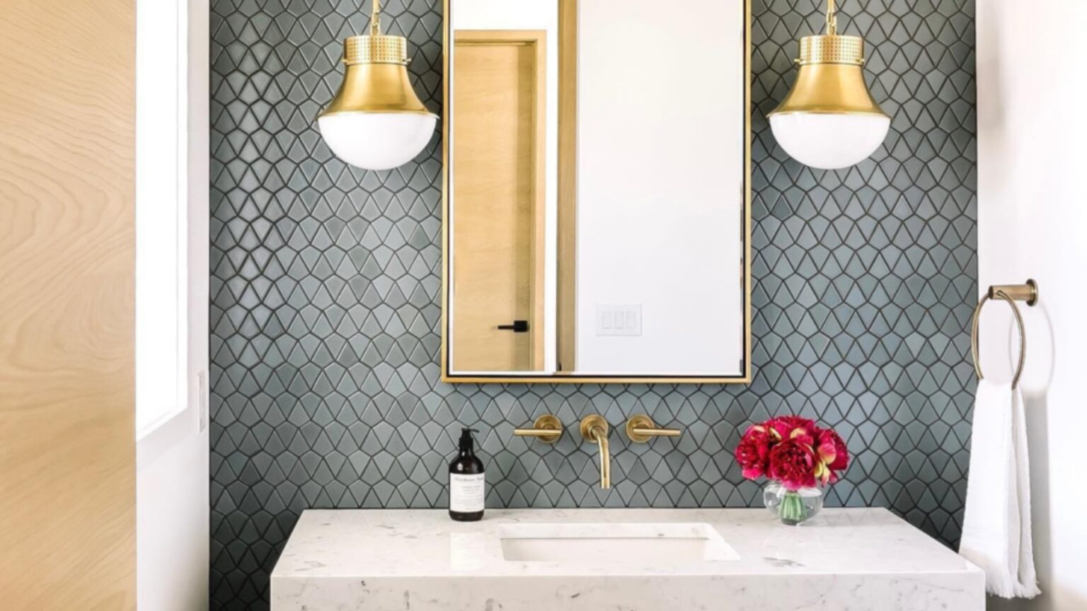 10 Small Bathroom Design Ideas On Budget | Bottomline Studio